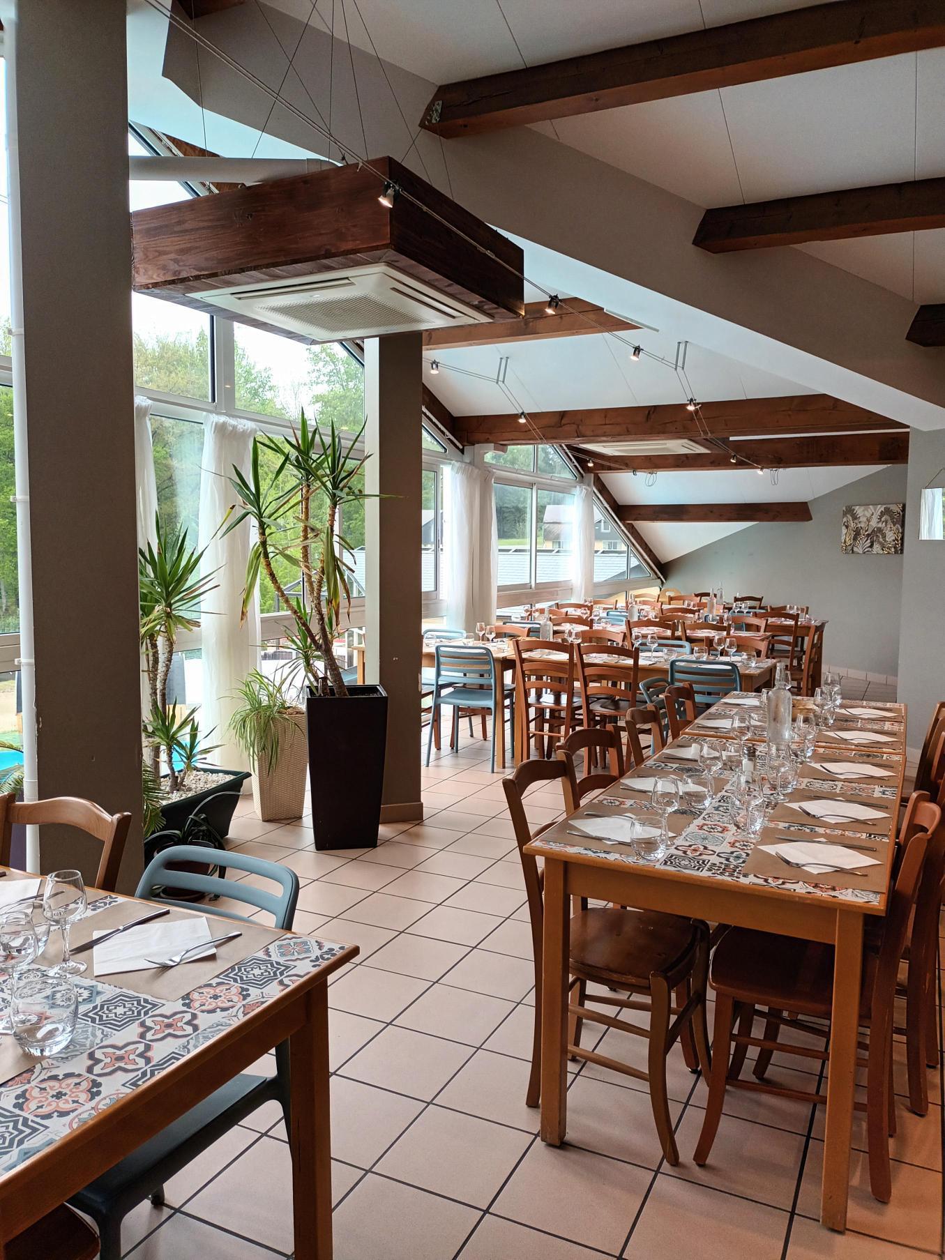 Restaurant VVF villages Le Pays d'Eygurande - EYGURANDE - Tourisme Corrèze