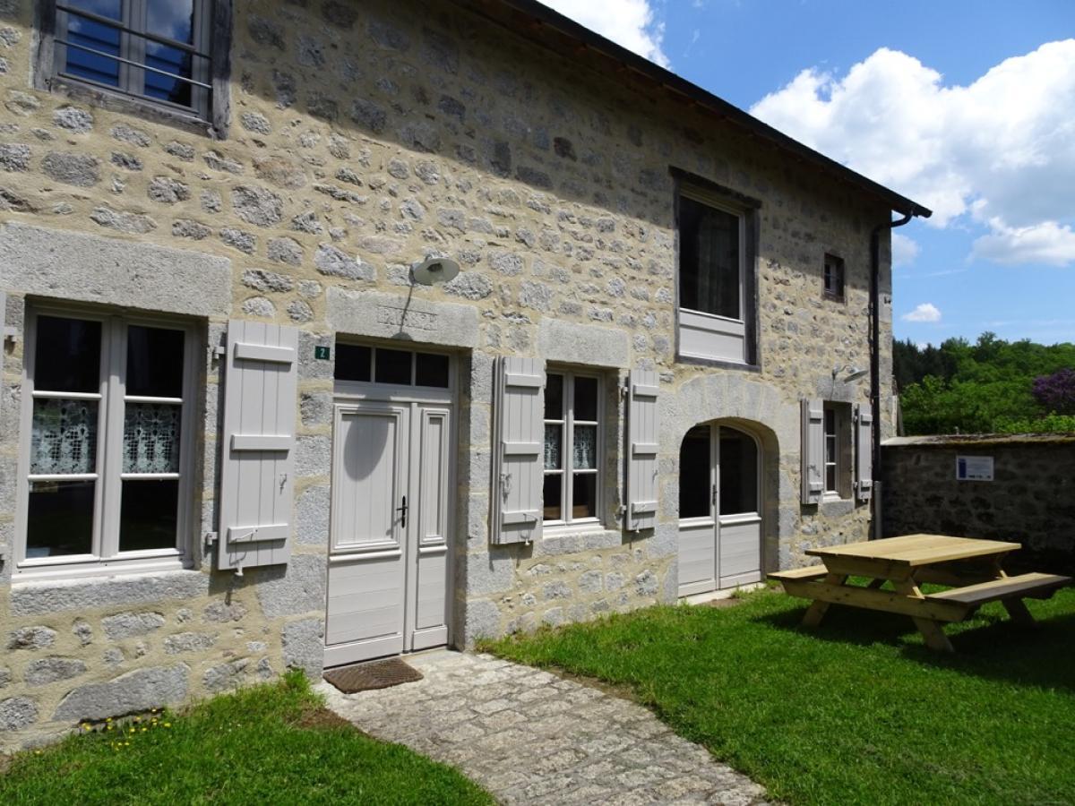 Maison Raymond - SAINT-ANGEL - Hébergements locatifs (meublés et ...